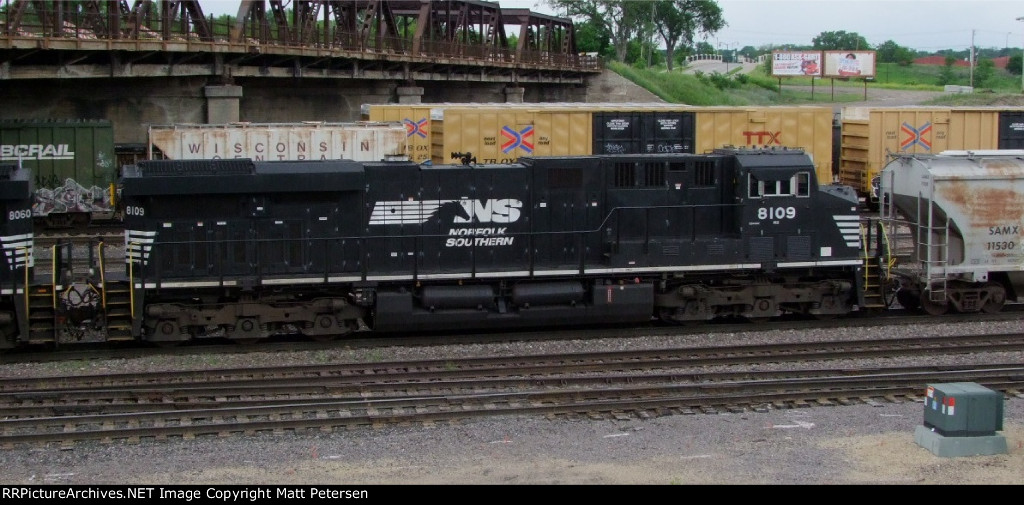 NS 8109
